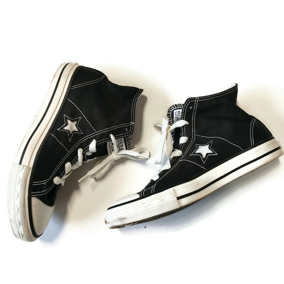 Converse | Shoes | Converse Black High Tip Lace Up Sneakers Youth 2 ...